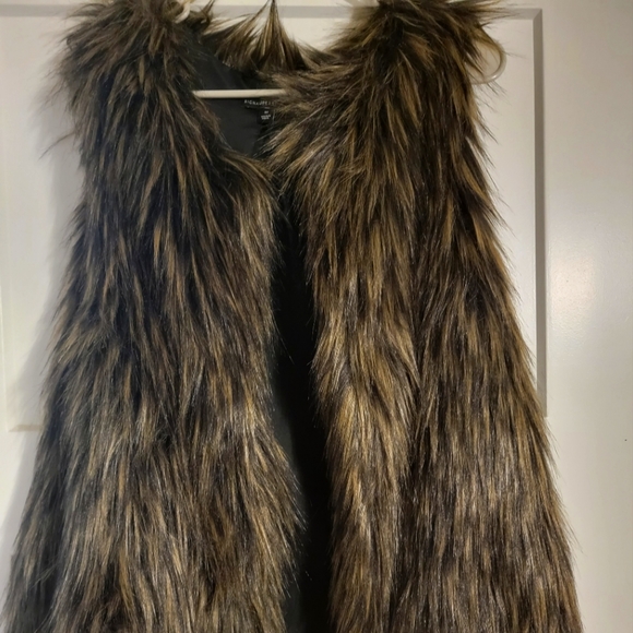 Signature Studio | Jackets & Coats | Signature Studio Vest | Poshmark